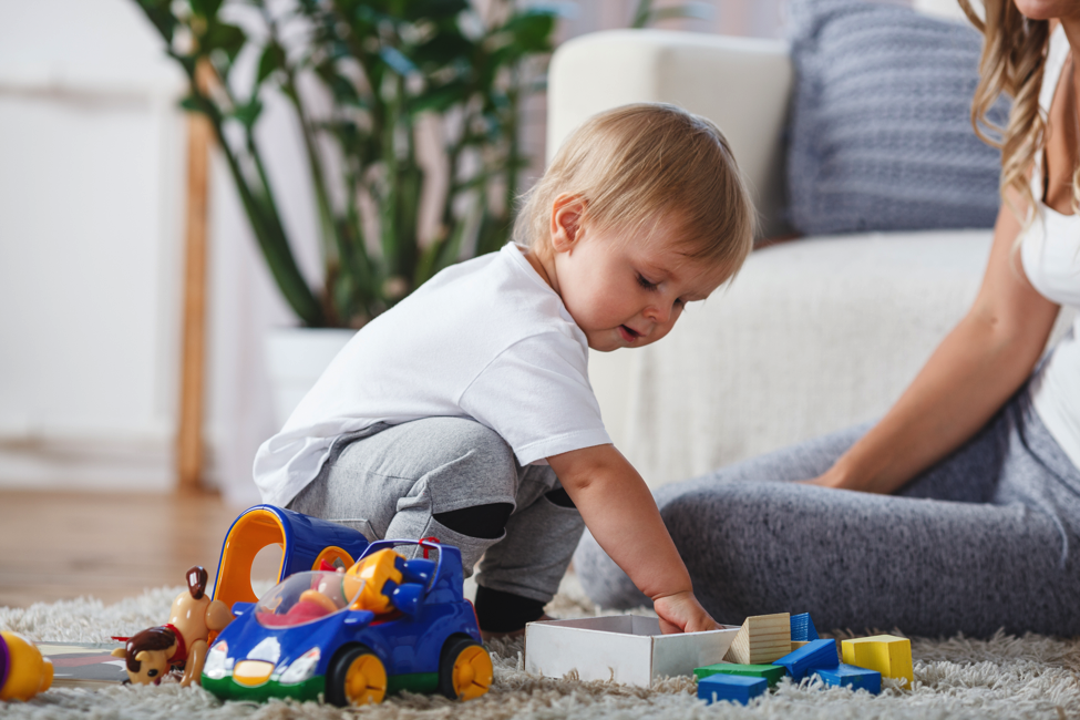 Insider Tips For Hiring A Babysitter In Dubai | Mumzworld